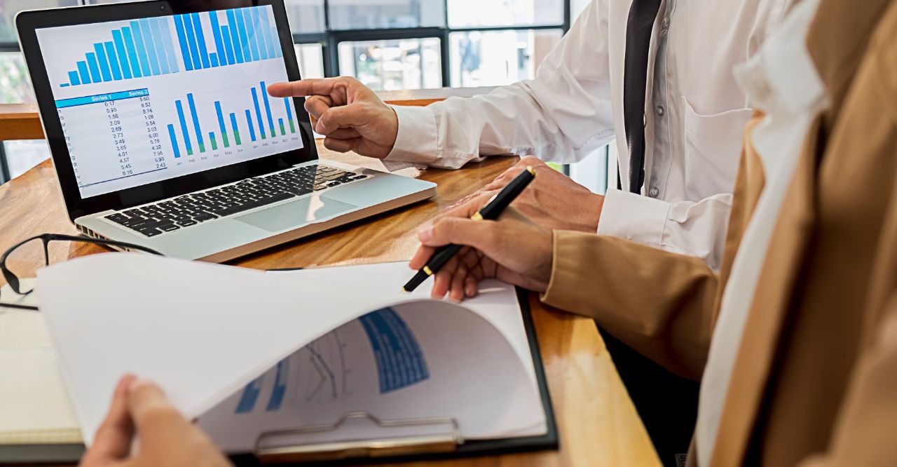 Leveraging Best Practices In Business Intelligence: How The Modern CFO Can Help CEOs Make Data ...